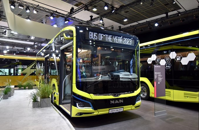 MAN z elektryczną dziesiątką i podmiejskim e-busem na Busworld [zdjęcia ...