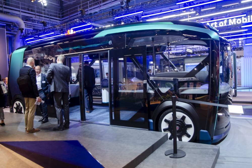 Scania wymyśliła NXT. Autobus, który może stać się śmieciarką ...