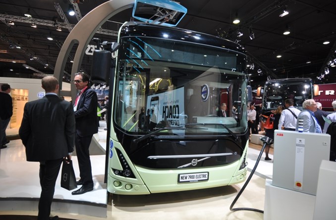 Volvo 7900 Electric z zapowiedzią autonomicznych rozwiązań [zdjęcia ...